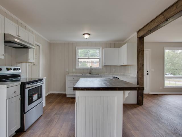 602 Hickory Bend Dr