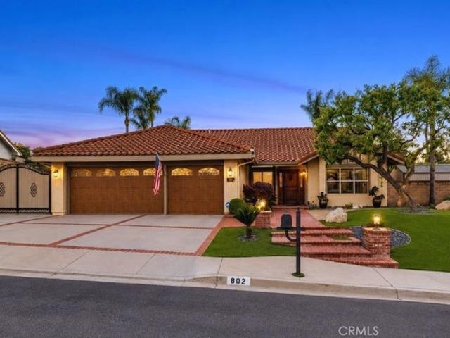602 Lotus Ave, Thousand Oaks, CA 91360