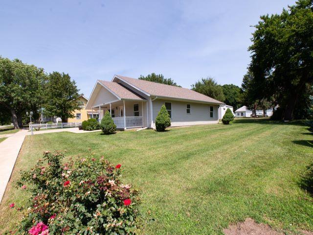602 Lawrence Ave, Durham, KS 67438 | MLS #615076