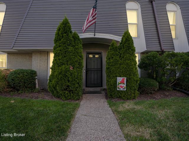602 La Fontenay Ct