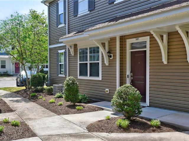602 Lacy Oak DR