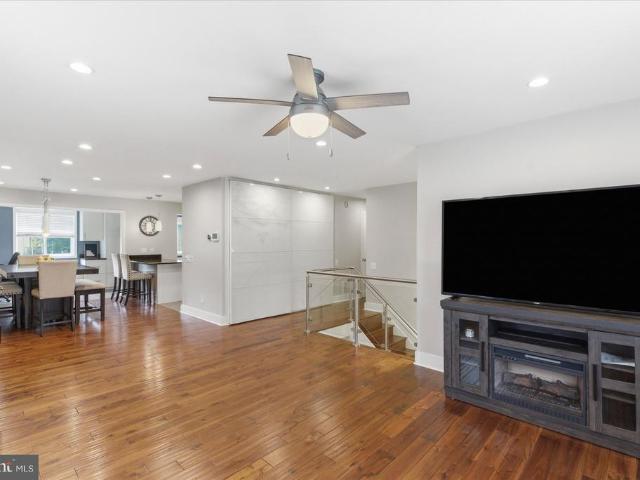 602 Monterey Court
