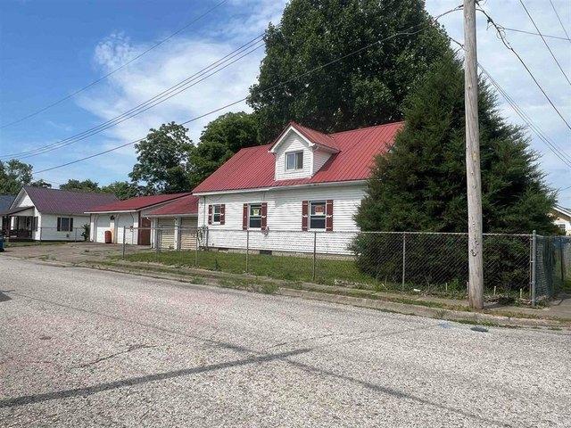 602 Maple St, Lawrenceville, IL 62439