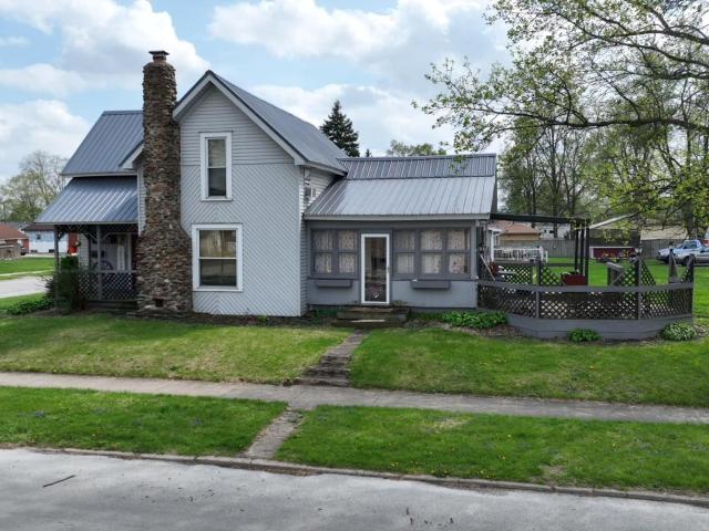 602 Maple Street