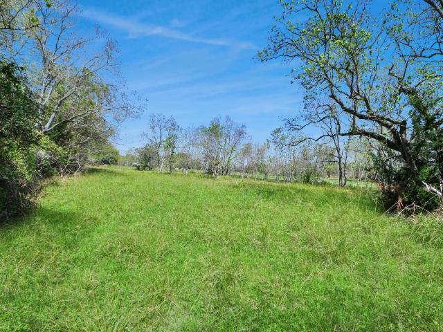 602 Massey Tompkins Rd, Baytown, TX 77521 | MLS #28450