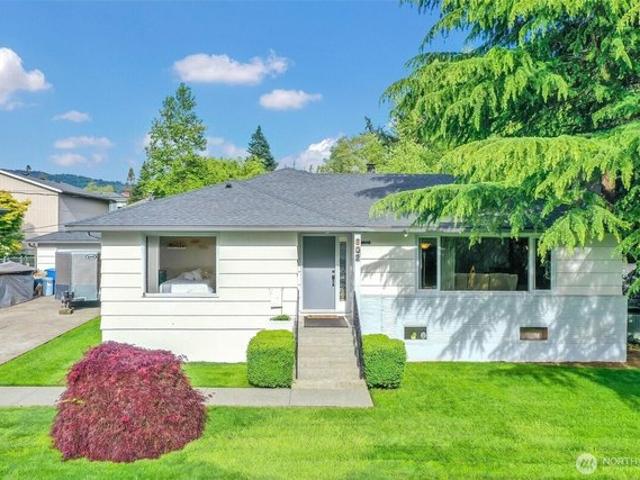 602 N 16th Ave, Kelso, WA 98626