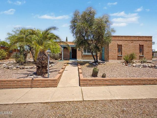 602 N Camino Seco, Tucson, AZ 85710