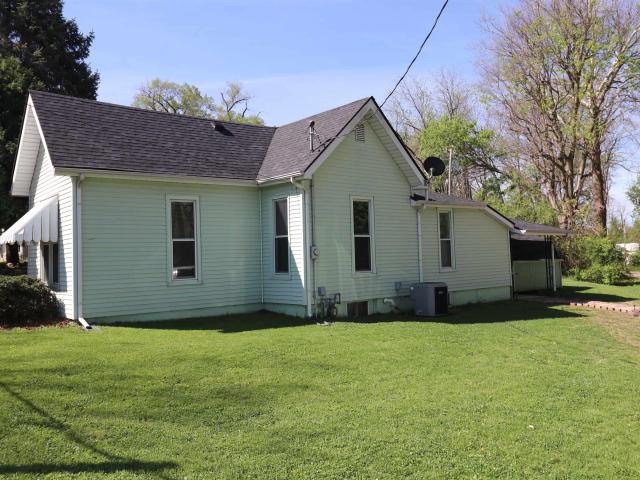 602 N Clay St, Frankfort, IN 46041 | MLS #202614 | Compass