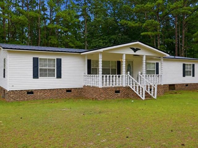 602 Newton Ave, Princeville, NC 27886