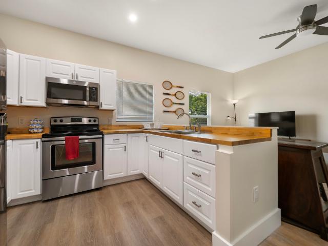 602 NW 1st St, Delray Beach, FL 33444 | MLS #R11113 | Compass
