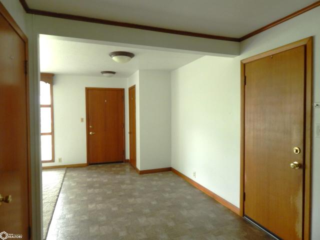 602 S 4th