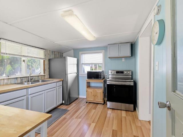602 S 4th Street