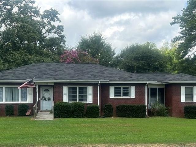 602 Sherwood Ave, Honea Path, SC 29654
