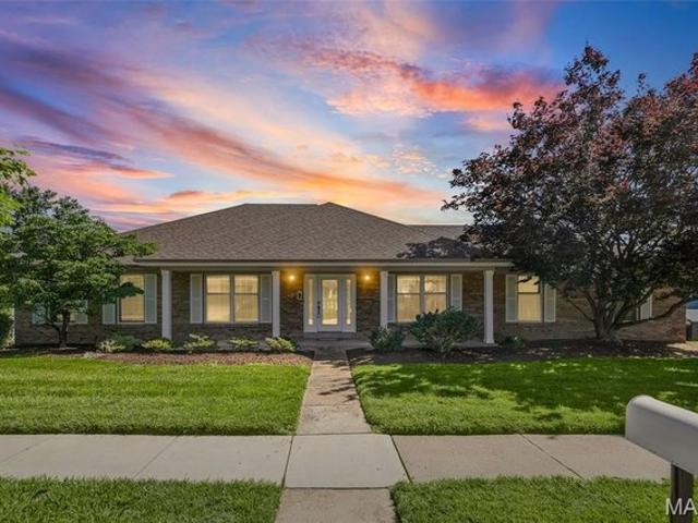602 Sunbridge Dr, Chesterfield, MO 63017