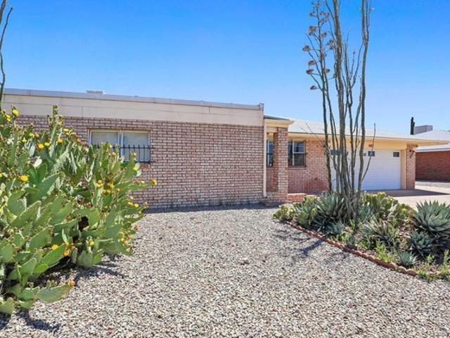 602 Sunglow Ave, Alamogordo, NM 88310