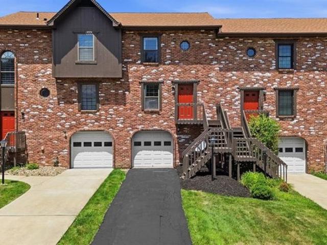 602 Sunset Cir, Cranberry Township, PA 16066