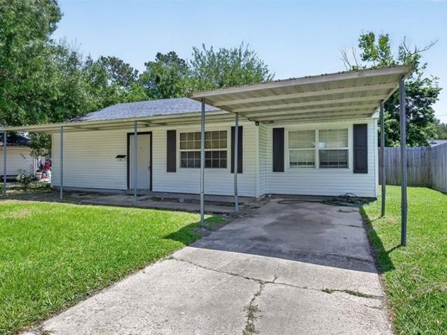 602 Parkway St, Baytown, TX 77520