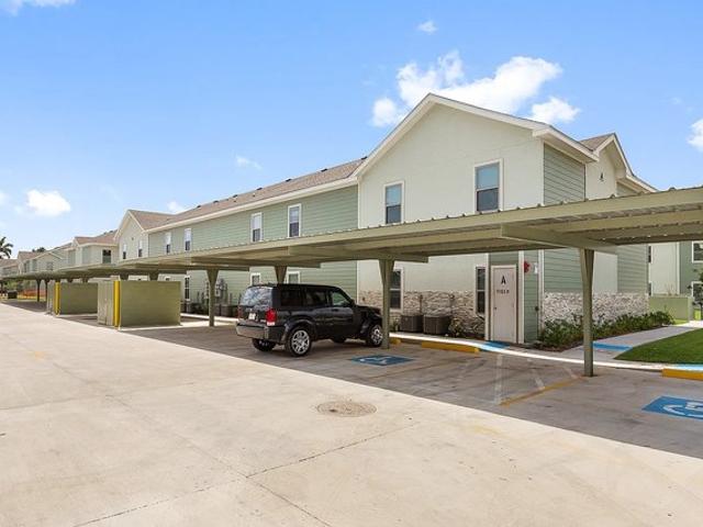 602 Pin Oak Rd, Edinburg, TX 78539