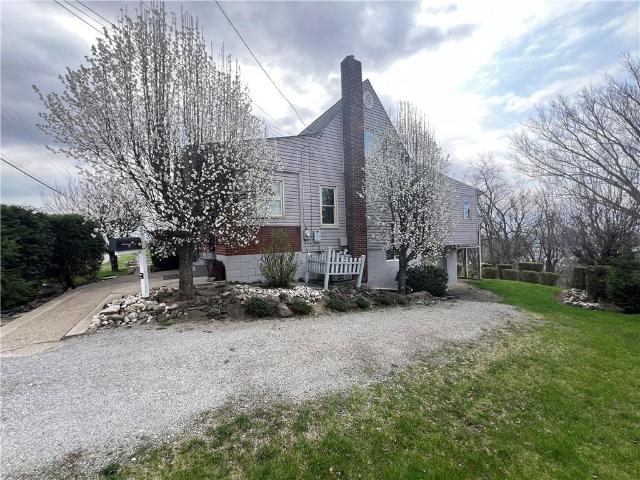 602 Riverview Dr, Dravosburg, PA 15034 | Compass