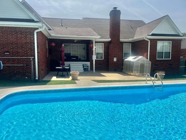 602 River Oaks Boulevard