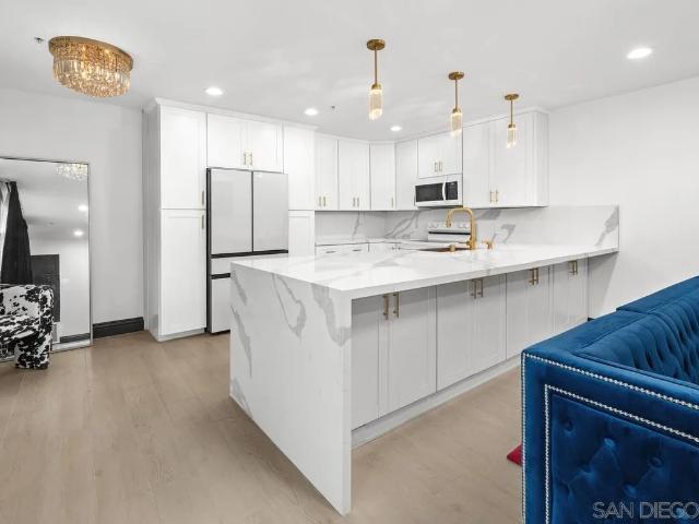 602 W Fir St, Unit 201, San Diego, CA 92101 | MLS #260009