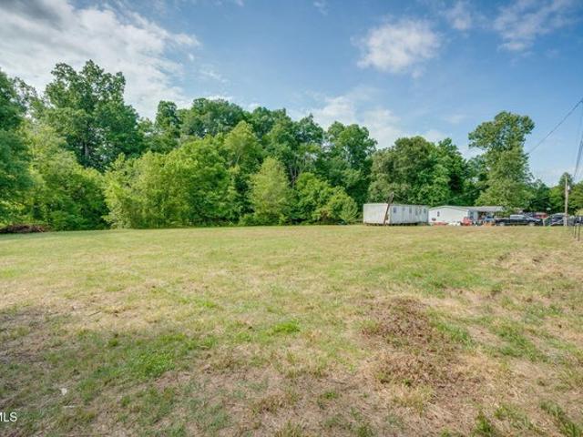 602 Woodlawn Dr, Kingsport, TN 37660