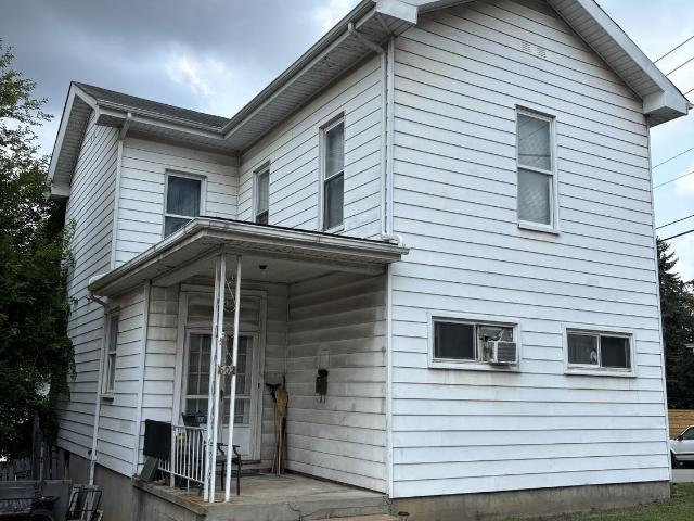 602 Walnut Street
