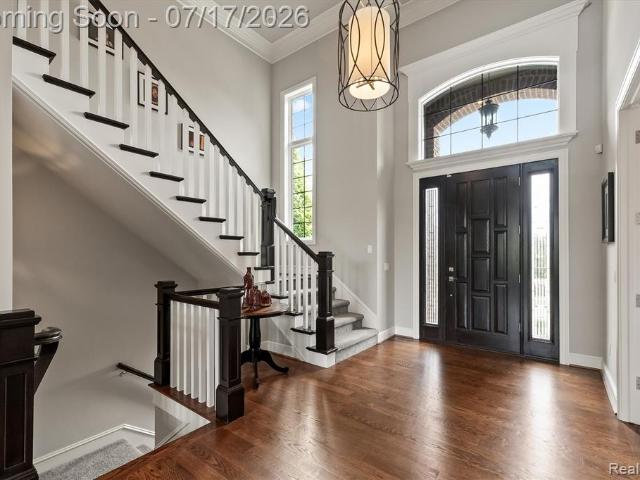 602 Wellington Circle