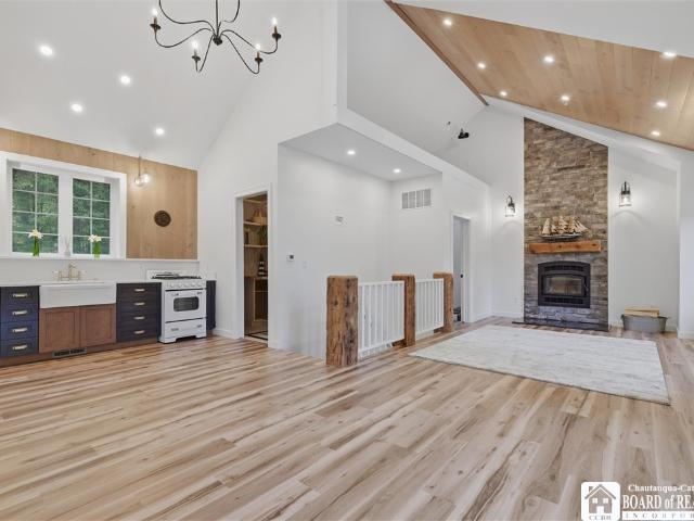 602 Whitehill Road