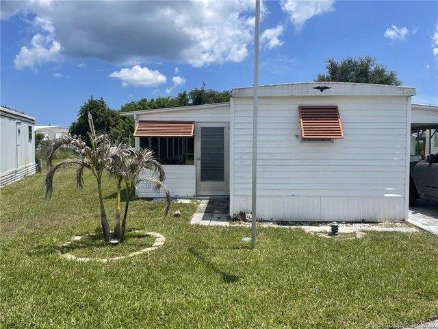 602 Tahiti Way NE, Jensen Beach, FL 34957