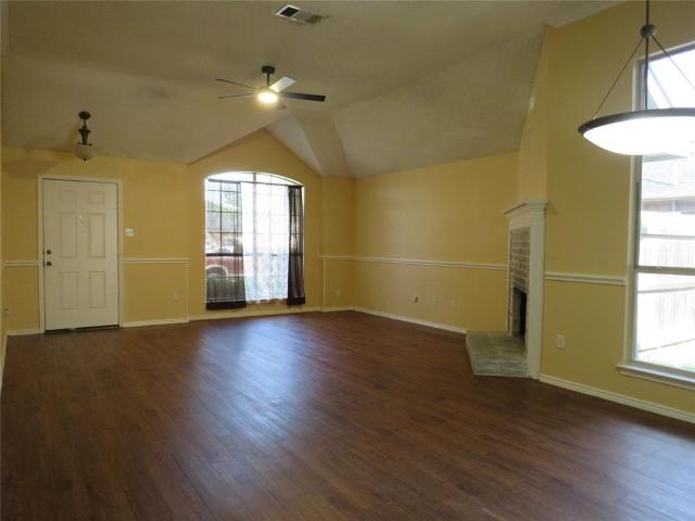 6034 Maple Leaf Drive