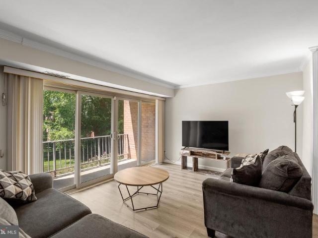 6034 Westchester Park Drive # APT 101