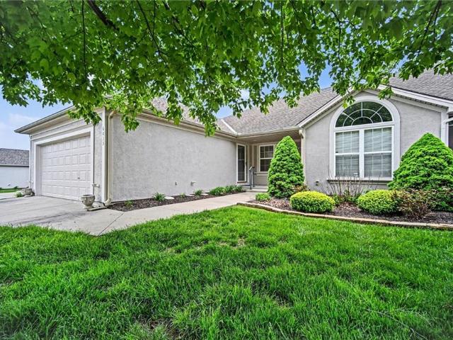 6035 NW 79th St, Kansas City, MO 64151 | MLS #2612 | Compass