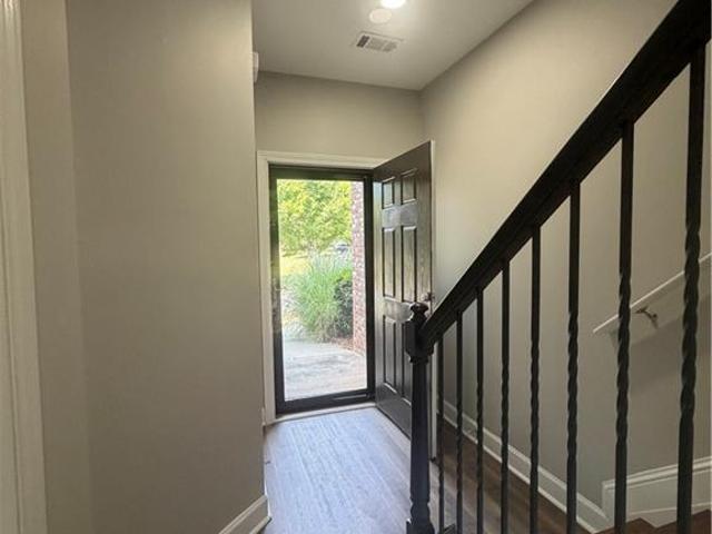 6035 Bayrose Circle