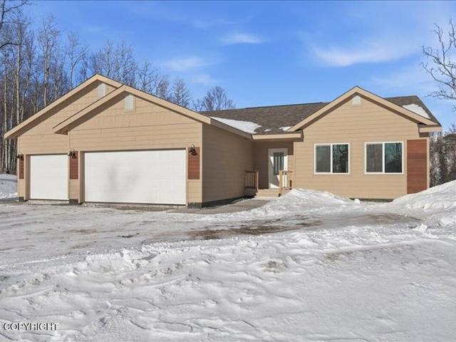 6036 N Currant Cir, Palmer, AK 99645