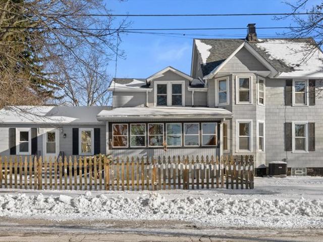 6036 3rd Ave, Kenosha, WI 53143