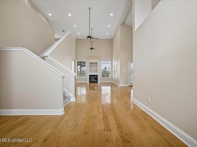 6037 Callaway Cove