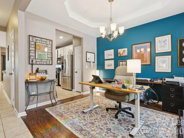 6037 Queens Walk Court