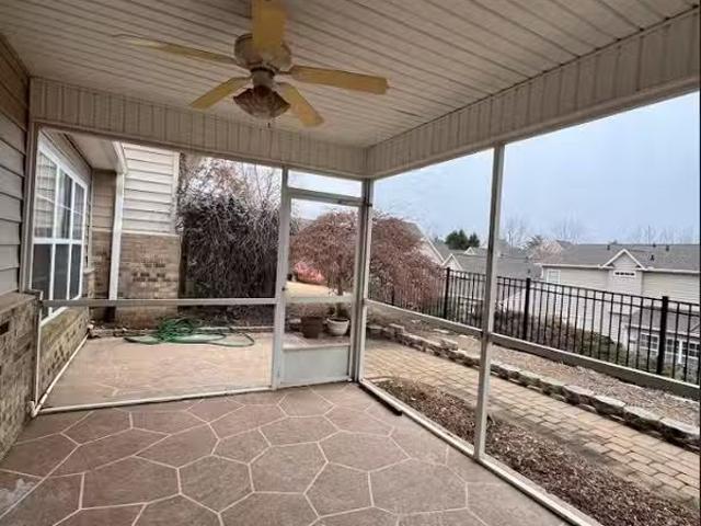 60386196 413 Falling Rock Way