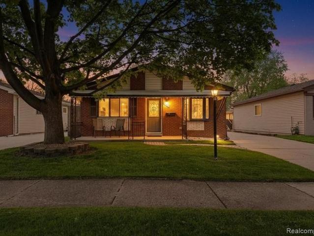 6038 Michael St, Taylor, MI 48180
