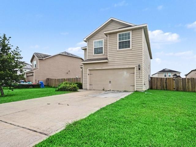 6038 Coral Cove Rd, Cove, TX 77523