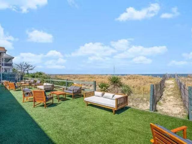 60390007 570 W Ocean View Ave #1