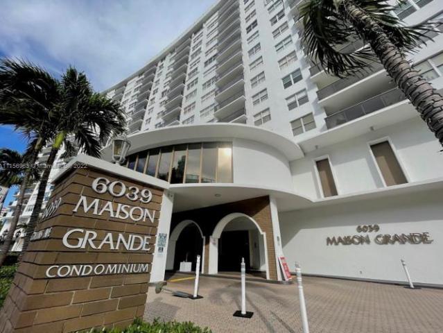 6039 Collins Ave #1036 Miami Beach, FL 33140
