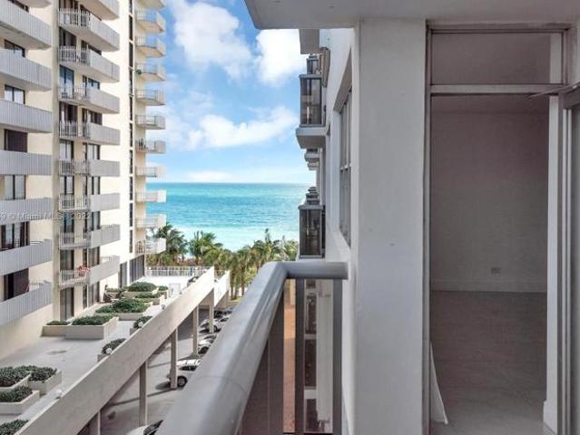 6039 Collins Ave #709 Miami Beach, FL 33140