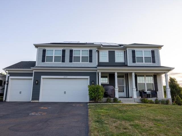 6039 th St W, Lakeville, MN 55044