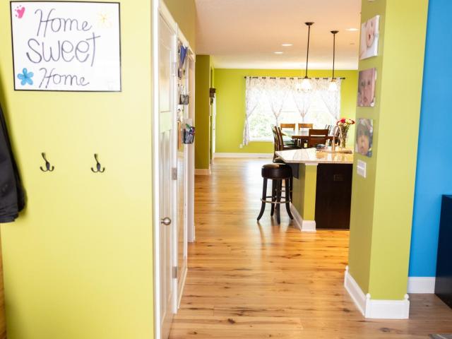 6039 th Street W