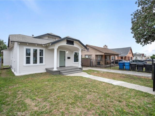 6030 Madden Ave, Los Angeles, CA 90043 | Compass