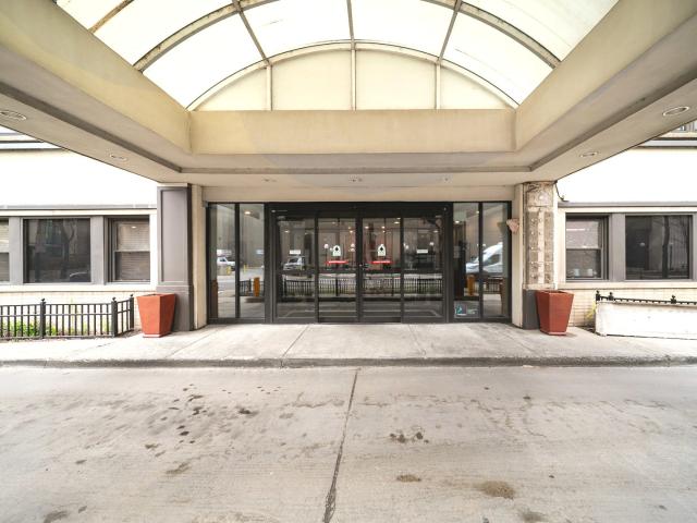 6030 N Sheridan Road # 505