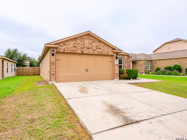 6030 Pleasant Lk