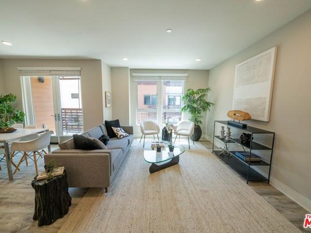 6030 Seabluff Dr Apt 410, Los Angeles, CA 90094